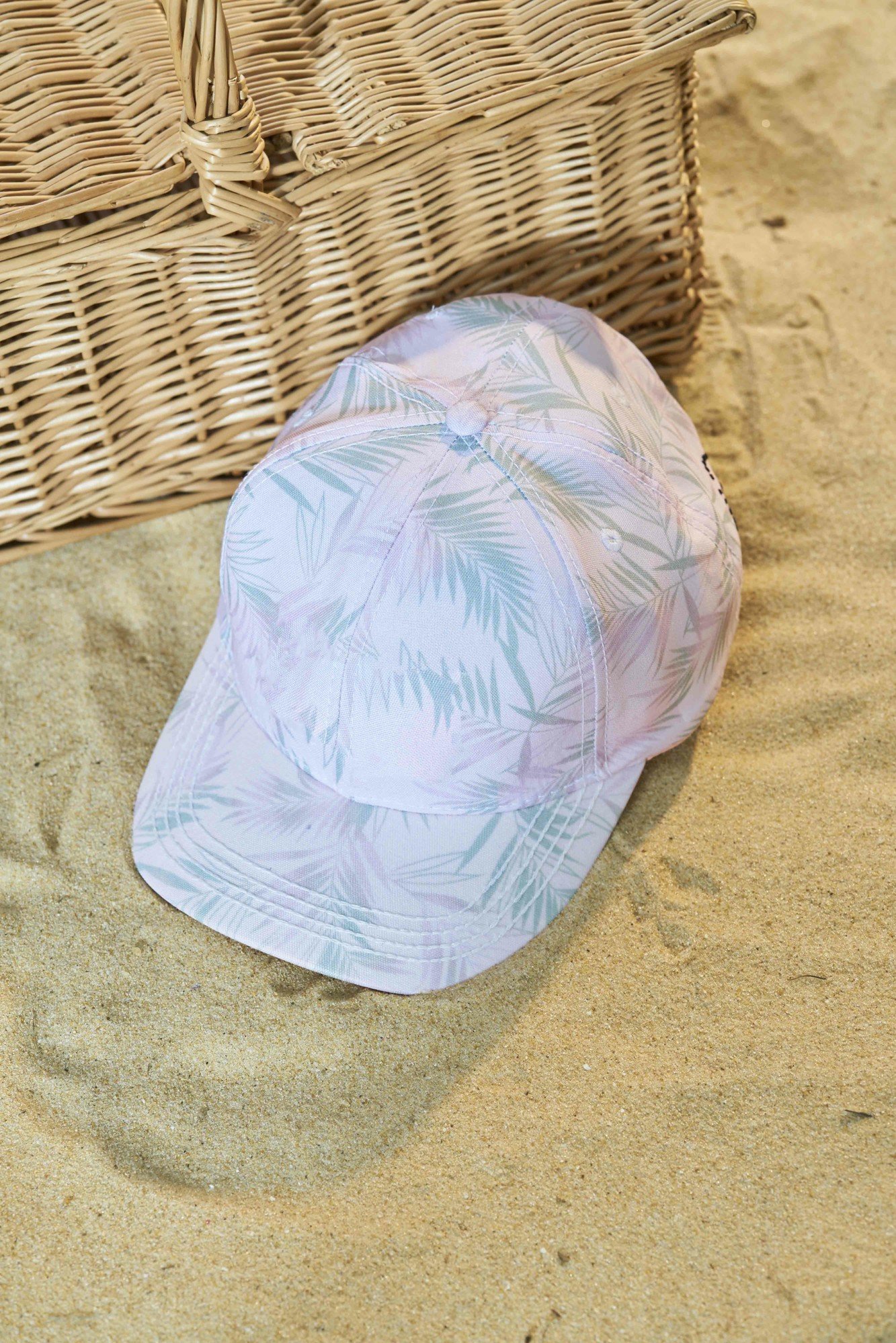 BONE ESTAMPADO FEMININO